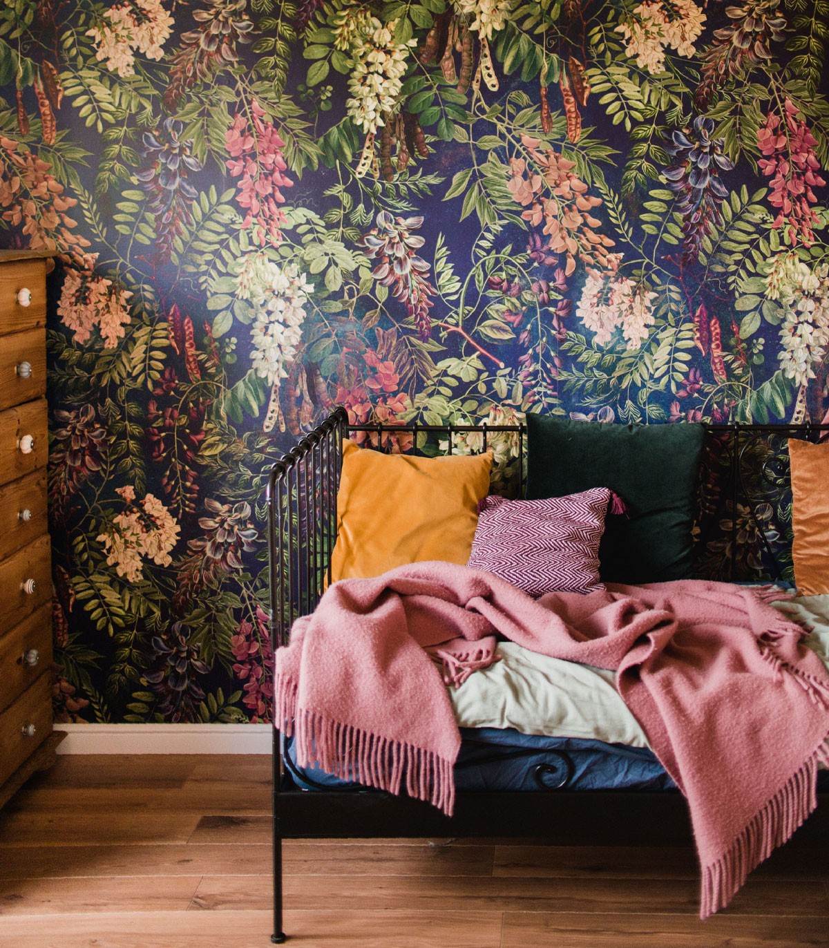 Acacia Dark Blue Wallpaper - Exclusive Wallpapers → wallcolors.com