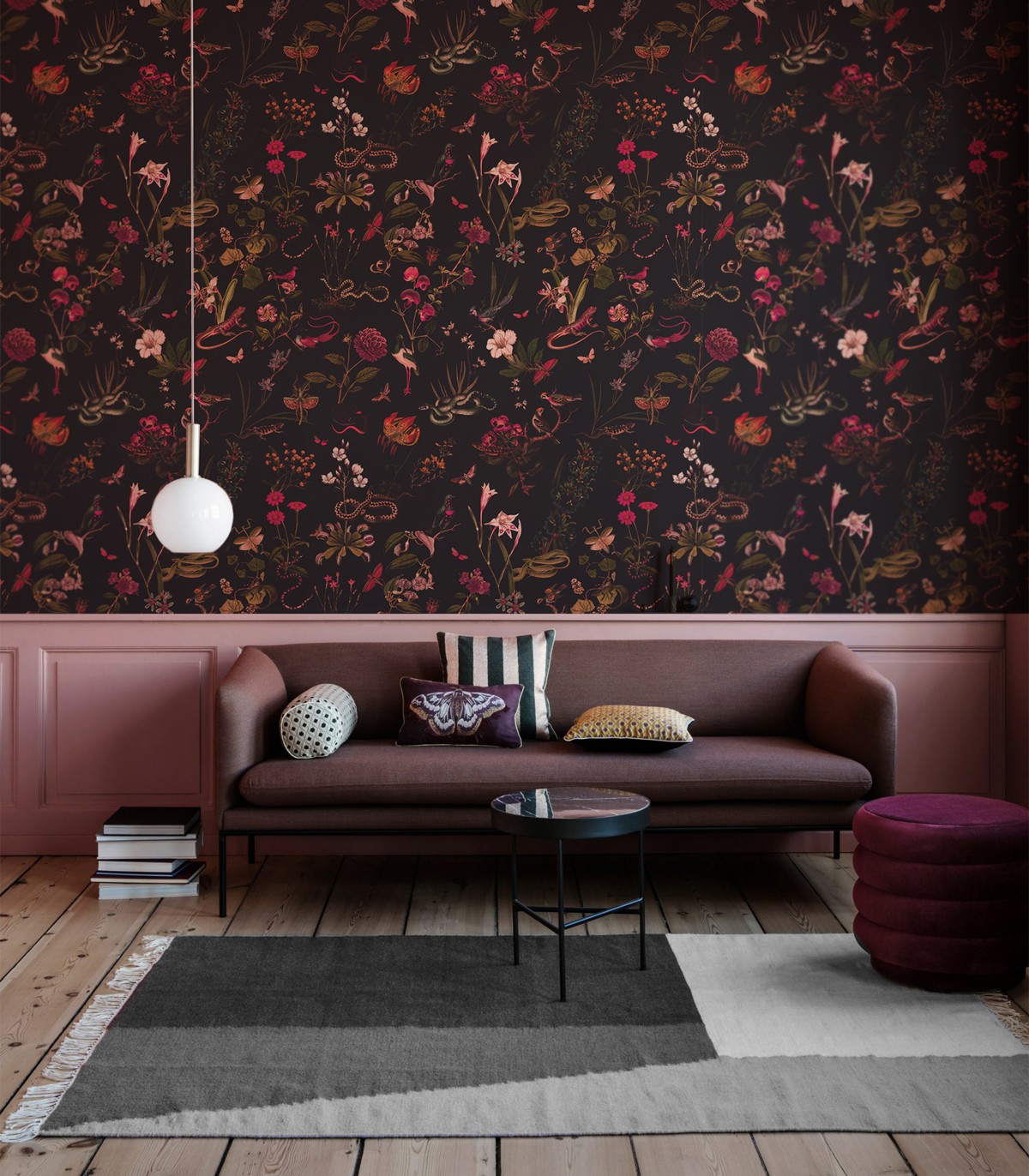 Fashionable and Exclusive Wall Wallpaper • Elegant, Luxurious, Room ...